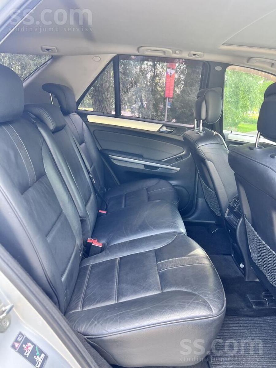 Mercedes-Benz ML 280 2009 in Riga, with an engine capacity of 3.00 L and mileage of 304 thousand km for 7100 €, photo 18 on AUTOMOTO.COM.LV