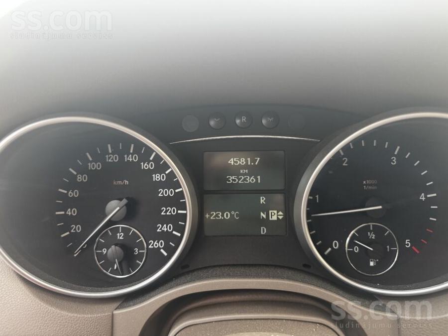 Zaļš Mercedes-Benz ML 280 2009 Tukums, ar dzinēja tilpumu 3.00 L un nobraukumu 352 tūkst. km par 5500 €, foto 7 vietnē AUTOMOTO.COM.LV