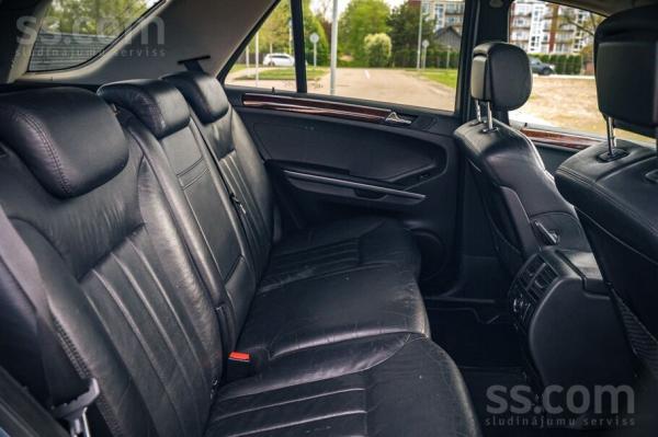 Grey Mercedes-Benz ML 280 2006 in Riga, with an engine capacity of 3.00 L and mileage of 0 thousand km for 2990 €, photo 9 on AUTOMOTO.COM.LV