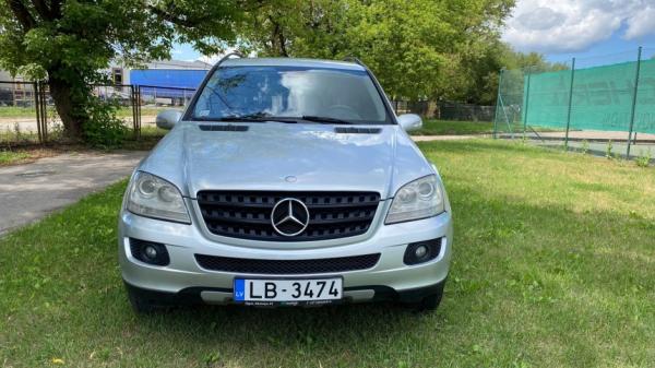 Grey Mercedes-Benz ML 280 2006 in Riga, with an engine capacity of 3.00 L and mileage of 0 thousand km for 5699 €, photo 6 on AUTOMOTO.COM.LV