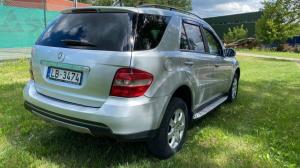 Pelēks Mercedes-Benz ML 280 2006 Rīga, ar dzinēja tilpumu 3.00 L un nobraukumu 0 tūkst. km par 5699 €, foto 10 vietnē AUTOMOTO.COM.LV