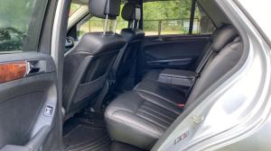 Pelēks Mercedes-Benz ML 280 2006 Rīga, ar dzinēja tilpumu 3.00 L un nobraukumu 0 tūkst. km par 5699 €, foto 18 vietnē AUTOMOTO.COM.LV