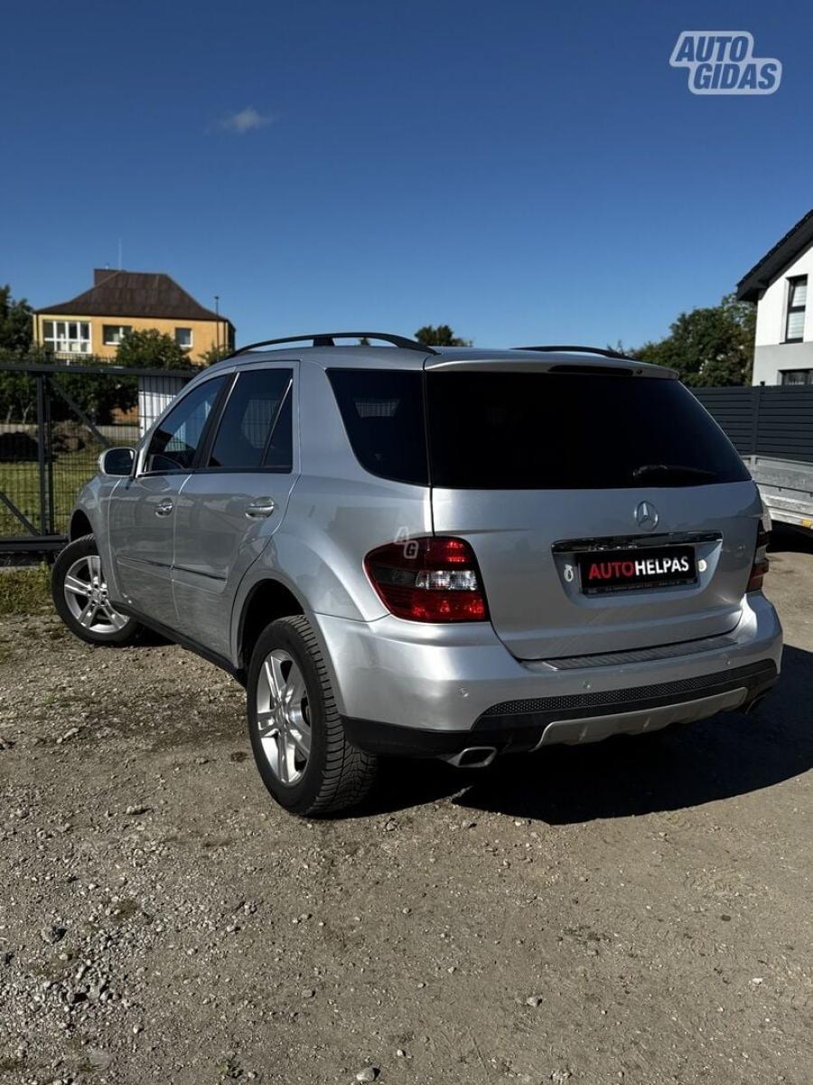 Pelēks Mercedes-Benz ML 280 2006 Klaipėda, ar dzinēja tilpumu 3.00 L un nobraukumu 300 tūkst. km par 4950 €, foto 8 vietnē AUTOMOTO.COM.LV