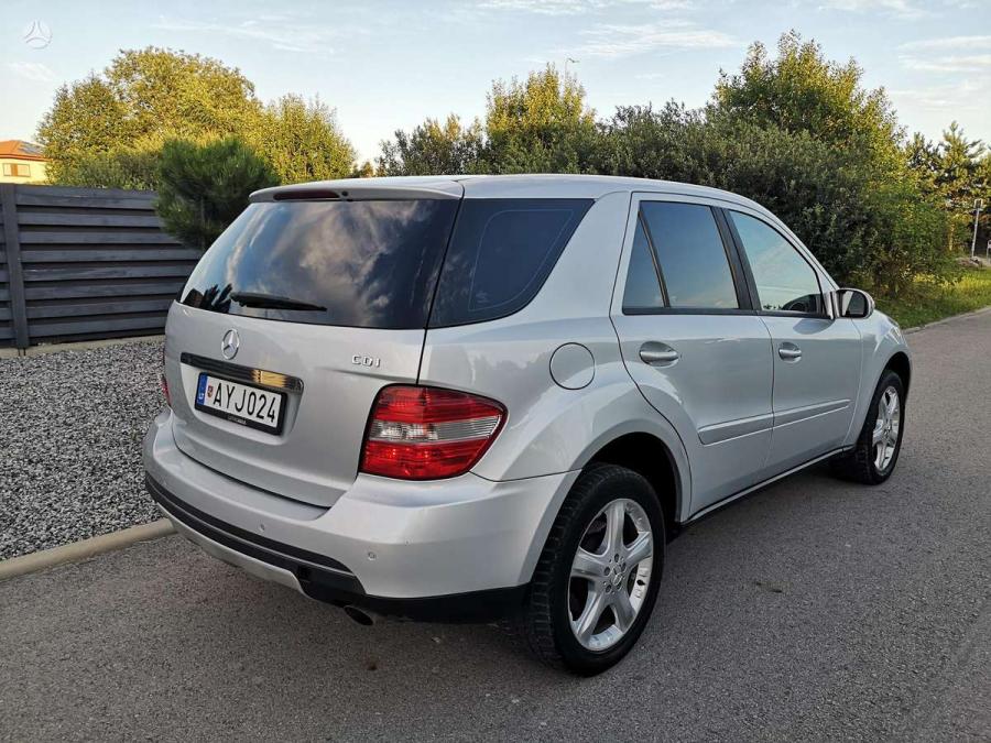 Grey Mercedes-Benz ML 280 2006 in Klaipeda, with an engine capacity of 3.00 L and mileage of 300 thousand km for 4400 €, photo 4 on AUTOMOTO.COM.LV