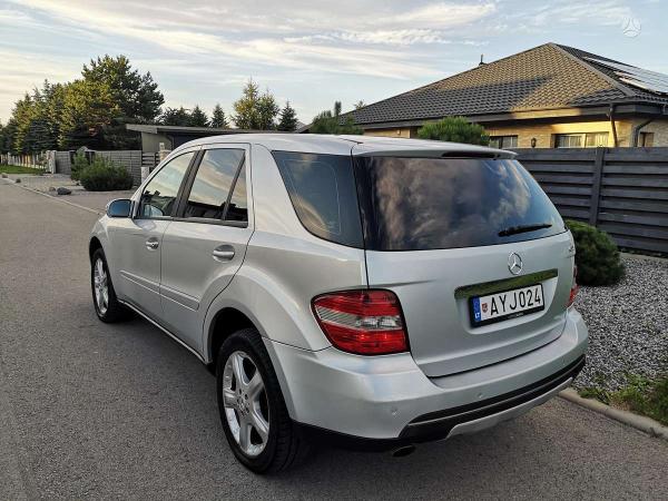 Grey Mercedes-Benz ML 280 2006 in Klaipeda, with an engine capacity of 3.00 L and mileage of 300 thousand km for 4400 €, photo 5 on AUTOMOTO.COM.LV