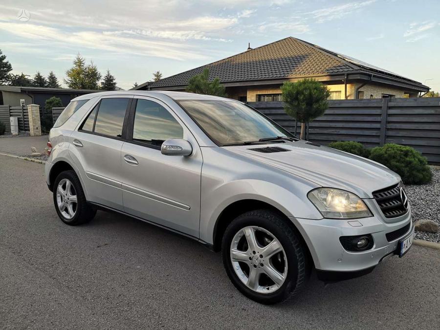 Grey Mercedes-Benz ML 280 2006 in Klaipeda, with an engine capacity of 3.00 L and mileage of 300 thousand km for 4400 €, photo 11 on AUTOMOTO.COM.LV