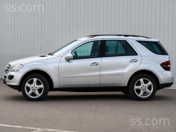 Grey Mercedes-Benz ML 280 2006 in Riga, with an engine capacity of 3.00 L and mileage of 99 thousand km for 8500 €, photo 8 on AUTOMOTO.COM.LV