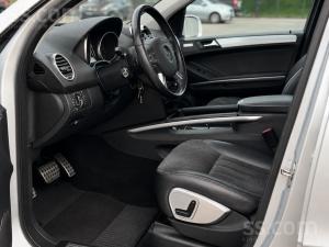 Grey Mercedes-Benz ML 280 2006 in Riga, with an engine capacity of 3.00 L and mileage of 99 thousand km for 8500 €, photo 14 on AUTOMOTO.COM.LV