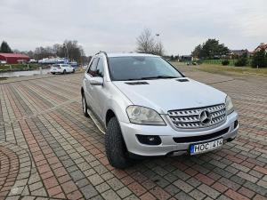 Grey Mercedes-Benz ML 280 2007 in Silute, with an engine capacity of 0.30 L and mileage of 334 thousand km for 6200 €, photo 5 on AUTOMOTO.COM.LV