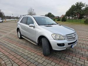 Grey Mercedes-Benz ML 280 2007 in Silute, with an engine capacity of 0.30 L and mileage of 334 thousand km for 6200 €, photo 6 on AUTOMOTO.COM.LV