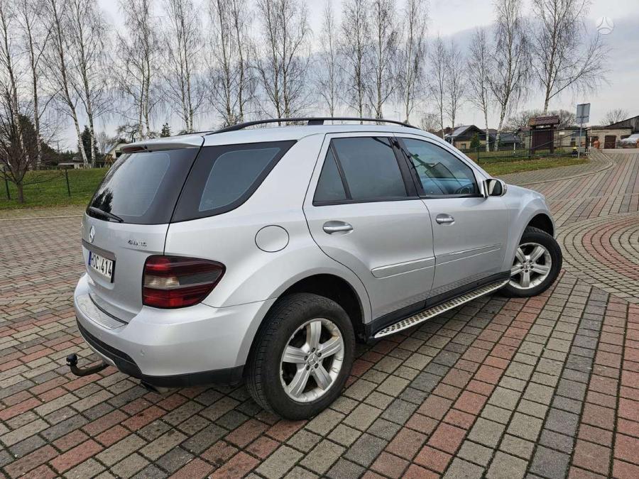 Grey Mercedes-Benz ML 280 2007 in Silute, with an engine capacity of 0.30 L and mileage of 334 thousand km for 6200 €, photo 9 on AUTOMOTO.COM.LV