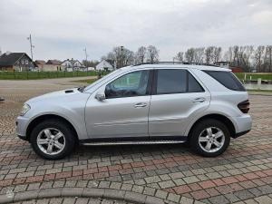 Grey Mercedes-Benz ML 280 2007 in Silute, with an engine capacity of 0.30 L and mileage of 334 thousand km for 6200 €, photo 17 on AUTOMOTO.COM.LV