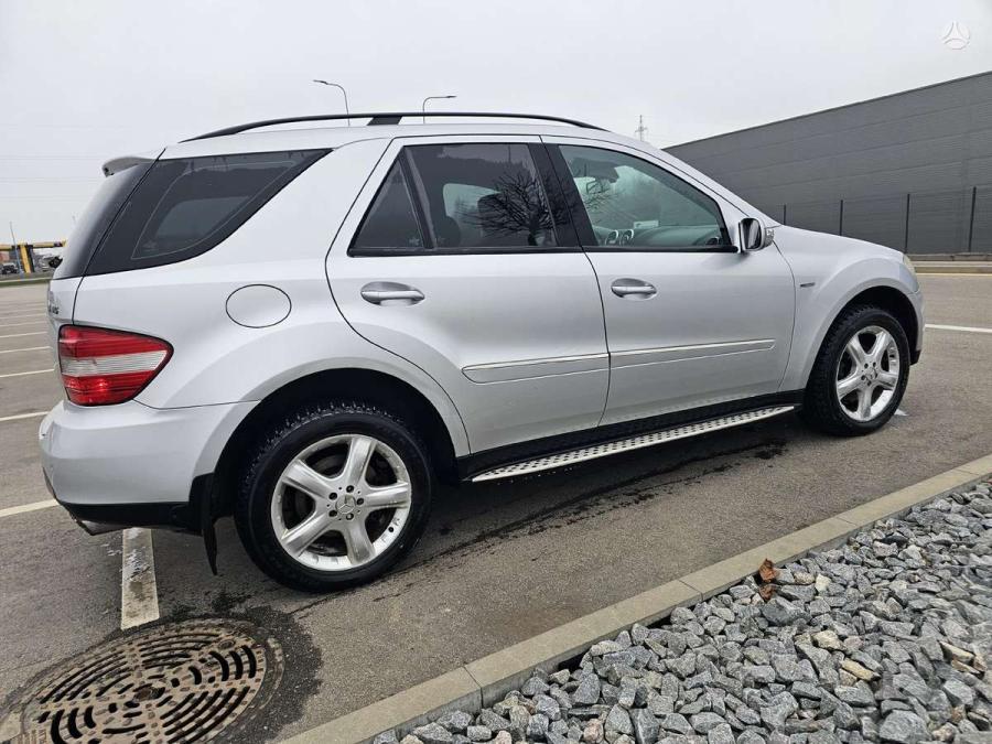 Grey Mercedes-Benz ML 280 2007 in Kaunas, with an engine capacity of 3.00 L and mileage of 310 thousand km for 4300 €, photo 5 on AUTOMOTO.COM.LV