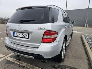 Grey Mercedes-Benz ML 280 2007 in Kaunas, with an engine capacity of 3.00 L and mileage of 310 thousand km for 4300 €, photo 9 on AUTOMOTO.COM.LV