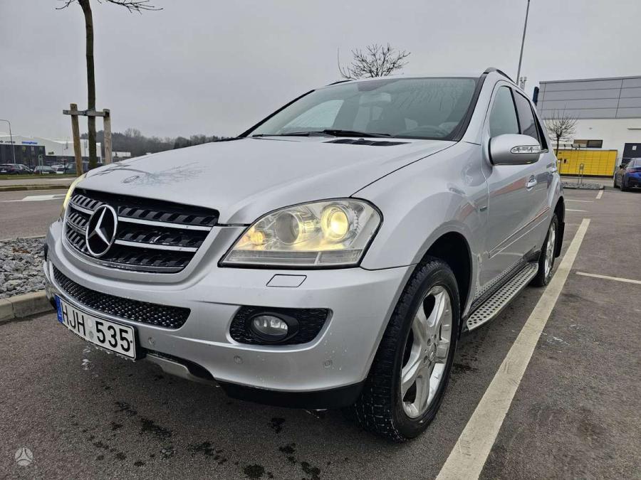 Grey Mercedes-Benz ML 280 2007 in Kaunas, with an engine capacity of 3.00 L and mileage of 310 thousand km for 4300 €, photo 12 on AUTOMOTO.COM.LV