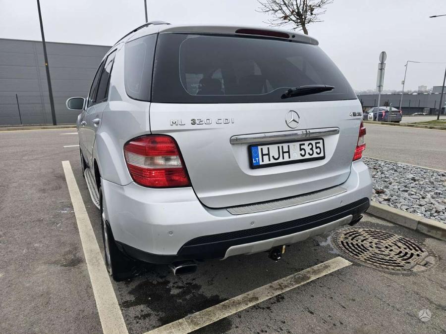 Grey Mercedes-Benz ML 280 2007 in Kaunas, with an engine capacity of 3.00 L and mileage of 310 thousand km for 4300 €, photo 17 on AUTOMOTO.COM.LV
