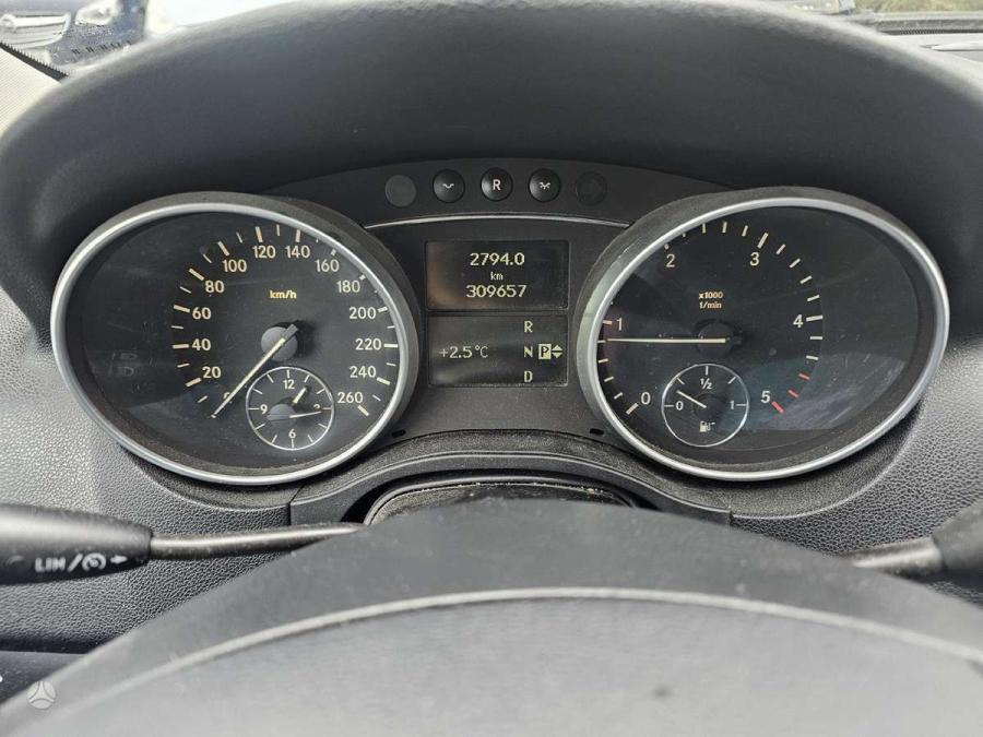 Grey Mercedes-Benz ML 280 2007 in Kaunas, with an engine capacity of 3.00 L and mileage of 310 thousand km for 4300 €, photo 29 on AUTOMOTO.COM.LV