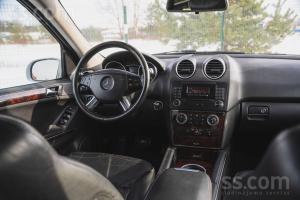 Серый Мерседес МЛ 280 2007 в Рига, объемом двигателя 3.00 л и пробегом 355 тыс. км за 6590 €, фото 12 на AUTOMOTO.COM.LV