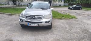 Grey Mercedes-Benz ML 280 2007 in Riga, with an engine capacity of 3.00 L and mileage of 376 thousand km for 2900 €, photo 4 on AUTOMOTO.COM.LV