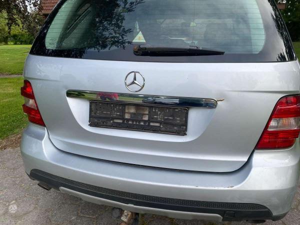 Pelēks Mercedes-Benz ML 280 2007 Marijampole, ar dzinēja tilpumu 0.00 L un nobraukumu 330 tūkst. km par 3500 €, foto 4 vietnē AUTOMOTO.COM.LV