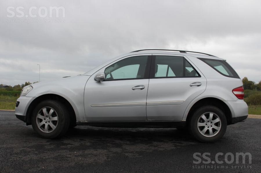 Pelēks Mercedes-Benz ML 280 2007 Jelgava, ar dzinēja tilpumu 3.00 L un nobraukumu 360 tūkst. km par 4500 €, foto 4 vietnē AUTOMOTO.COM.LV