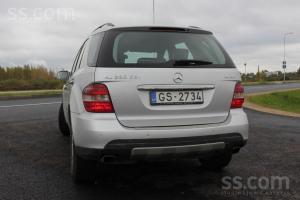 Pelēks Mercedes-Benz ML 280 2007 Jelgava, ar dzinēja tilpumu 3.00 L un nobraukumu 360 tūkst. km par 4500 €, foto 7 vietnē AUTOMOTO.COM.LV