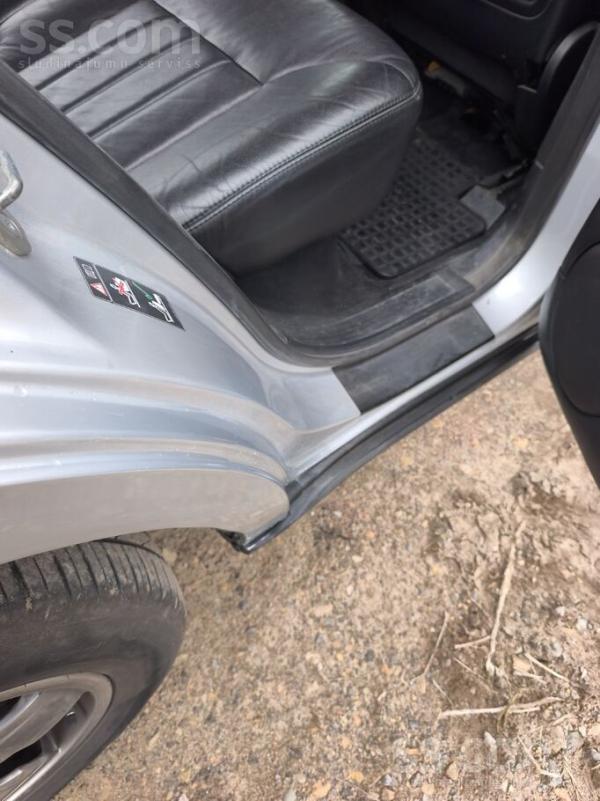Pelēks Mercedes-Benz ML 280 2007 Rīga, ar dzinēja tilpumu 3.00 L un nobraukumu 462 tūkst. km par 4200 €, foto 11 vietnē AUTOMOTO.COM.LV