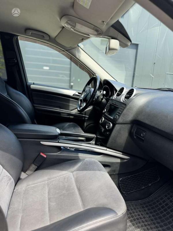 Pelēks Mercedes-Benz ML 280 2008 Viļņa, ar dzinēja tilpumu 2.99 L un nobraukumu 390 tūkst. km par 4000 €, foto 5 vietnē AUTOMOTO.COM.LV