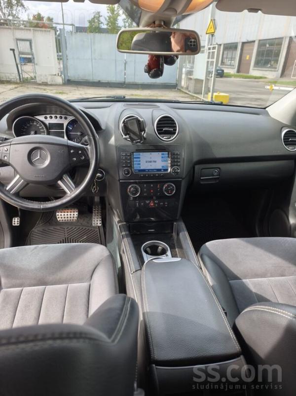 Pelēks Mercedes-Benz ML 280 2008 Rīga, ar dzinēja tilpumu 3.00 L un nobraukumu 398 tūkst. km par 6200 €, foto 10 vietnē AUTOMOTO.COM.LV