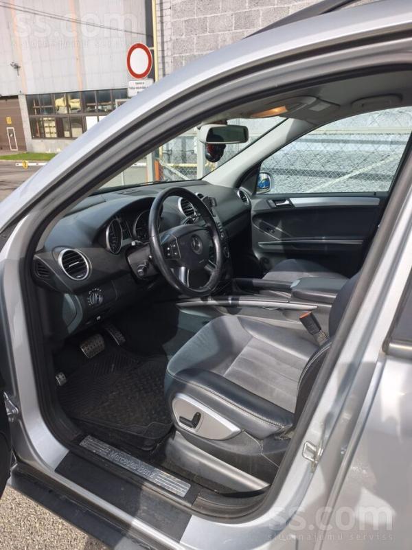 Pelēks Mercedes-Benz ML 280 2008 Rīga, ar dzinēja tilpumu 3.00 L un nobraukumu 398 tūkst. km par 6200 €, foto 11 vietnē AUTOMOTO.COM.LV