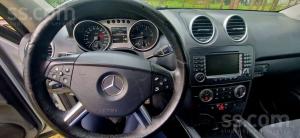Pelēks Mercedes-Benz ML 280 2008 Rīga, ar dzinēja tilpumu 3.00 L un nobraukumu 229 tūkst. km par 9000 €, foto 7 vietnē AUTOMOTO.COM.LV