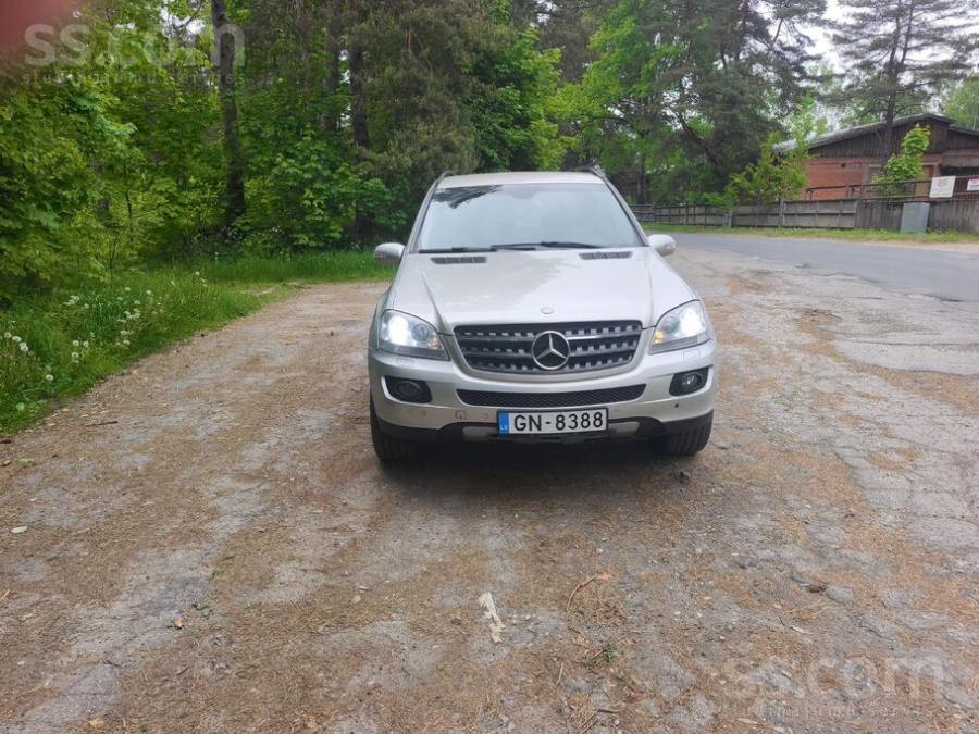 Sarkans Mercedes-Benz ML 280 2007 Rīga, ar dzinēja tilpumu 3.00 L un nobraukumu 462 tūkst. km par 3700 €, foto 1 vietnē AUTOMOTO.COM.LV