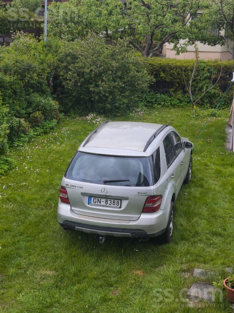 Sarkans Mercedes-Benz ML 280 2007 Rīga, ar dzinēja tilpumu 3.00 L un nobraukumu 462 tūkst. km par 3700 €, foto 7 vietnē AUTOMOTO.COM.LV