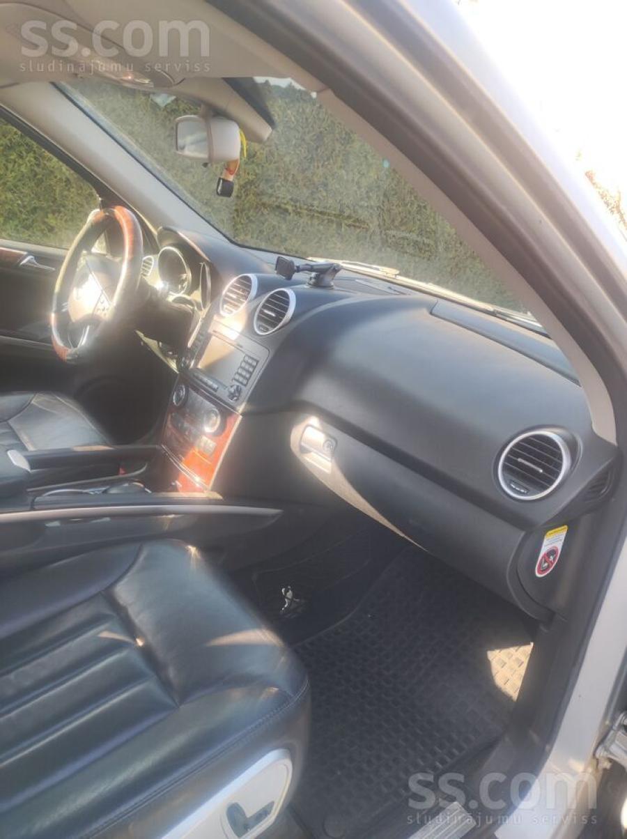Sarkans Mercedes-Benz ML 280 2007 Rīga, ar dzinēja tilpumu 3.00 L un nobraukumu 462 tūkst. km par 3700 €, foto 9 vietnē AUTOMOTO.COM.LV