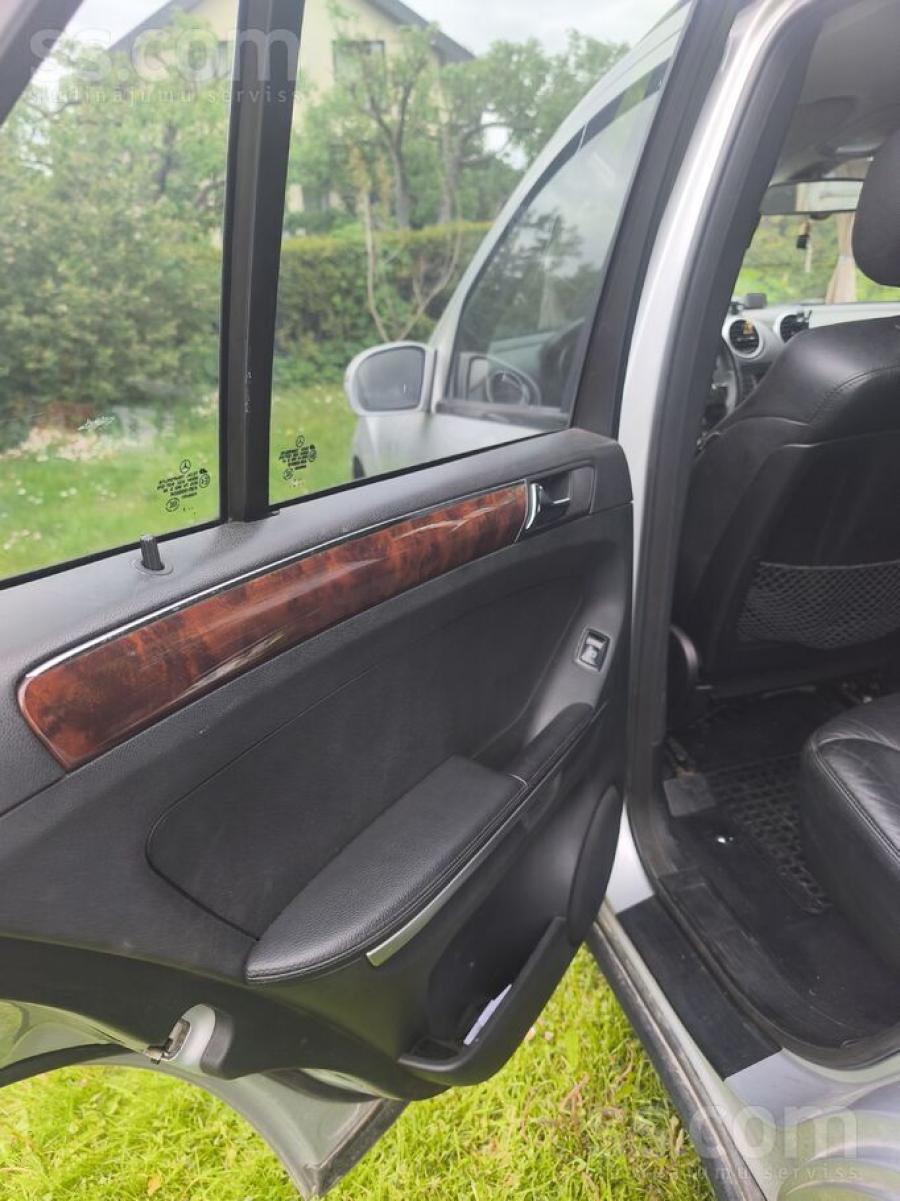 Sarkans Mercedes-Benz ML 280 2007 Rīga, ar dzinēja tilpumu 3.00 L un nobraukumu 462 tūkst. km par 3700 €, foto 13 vietnē AUTOMOTO.COM.LV