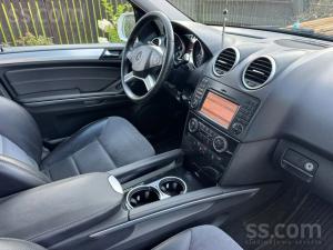 Balts Mercedes-Benz ML 280 2008 Ogre, ar dzinēja tilpumu 2.20 L un nobraukumu 290 tūkst. km par 6670 €, foto 19 vietnē AUTOMOTO.COM.LV