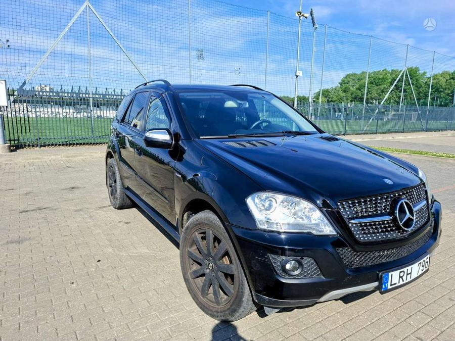 Melns Mercedes-Benz ML 300 2009 Jonava, ar dzinēja tilpumu 2.98 L un nobraukumu 308 tūkst. km par 7200 €, foto 5 vietnē AUTOMOTO.COM.LV
