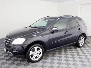 Черный Мерседес МЛ 300 2009 в Таллин, объемом двигателя 3.00 л и пробегом 269 тыс. км за 5499 €, фото 10 на AUTOMOTO.COM.LV