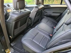 Melns Mercedes-Benz ML 300 2009 Kauņa, ar dzinēja tilpumu 3.00 L un nobraukumu 340 tūkst. km par 5700 €, foto 9 vietnē AUTOMOTO.COM.LV