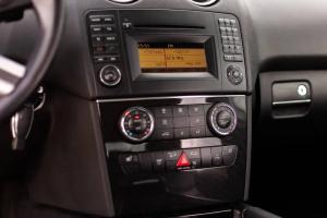 Черный Мерседес МЛ 300 2010 в Рига, объемом двигателя 3.00 л и пробегом 157 тыс. км за 10995 €, фото 34 на AUTOMOTO.COM.LV