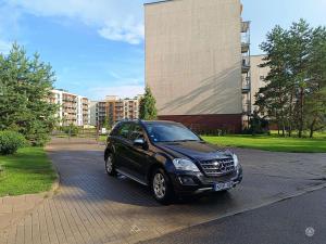 Черный Мерседес МЛ 300 2010 в Вильнюс, объемом двигателя 2.99 л и пробегом 312 тыс. км за 7200 €, фото 9 на AUTOMOTO.COM.LV