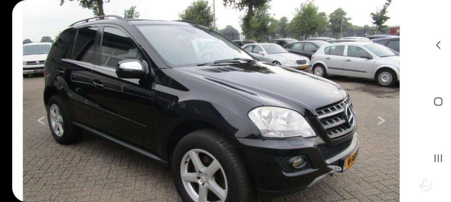 Melns Mercedes-Benz ML 300 2010 Kauņa, ar dzinēja tilpumu 3.00 L un nobraukumu 300 tūkst. km par 2600 €, foto 5 vietnē AUTOMOTO.COM.LV
