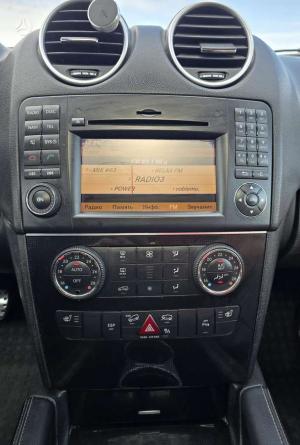 Melns Mercedes-Benz ML 300 2010 Klaipėda, ar dzinēja tilpumu 2.99 L un nobraukumu 319 tūkst. km par 7700 €, foto 11 vietnē AUTOMOTO.COM.LV