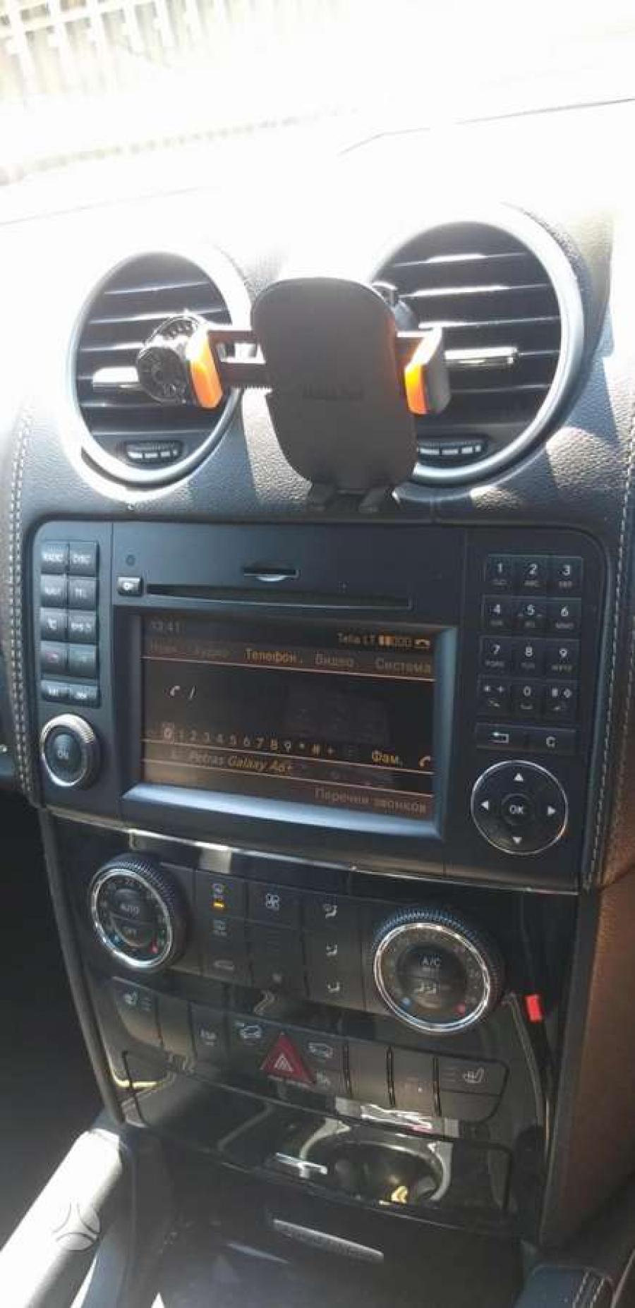 Melns Mercedes-Benz ML 300 2011 Panevēža, ar dzinēja tilpumu 3.00 L un nobraukumu 195 tūkst. km par 4300 €, foto 8 vietnē AUTOMOTO.COM.LV