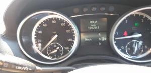 Melns Mercedes-Benz ML 300 2011 Panevēža, ar dzinēja tilpumu 3.00 L un nobraukumu 195 tūkst. km par 4300 €, foto 10 vietnē AUTOMOTO.COM.LV