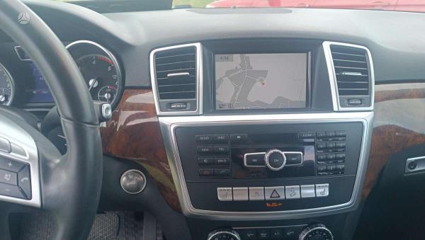 Mercedes-Benz ML 300 2013 in Anyksciai, with an engine capacity of 3.00 L and mileage of 95 thousand km for 17500 €, photo 5 on AUTOMOTO.COM.LV