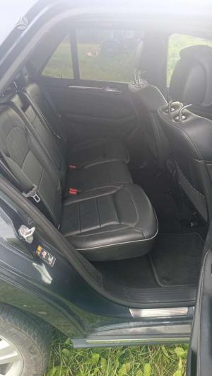Mercedes-Benz ML 300 2013 in Anyksciai, with an engine capacity of 3.00 L and mileage of 95 thousand km for 17500 €, photo 16 on AUTOMOTO.COM.LV