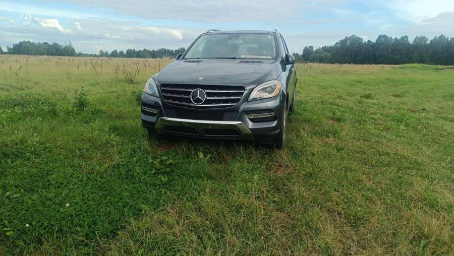Mercedes-Benz ML 300 2013 in Anyksciai, with an engine capacity of 3.00 L and mileage of 95 thousand km for 17500 €, photo 21 on AUTOMOTO.COM.LV