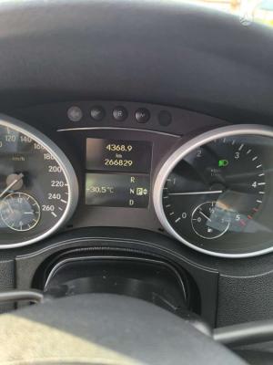 Grey Mercedes-Benz ML 300 2010 in Joniskis, with an engine capacity of 3.00 L and mileage of 266 thousand km for 7850 €, photo 16 on AUTOMOTO.COM.LV