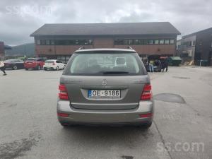 Pelēks Mercedes-Benz ML 300 2010 Limbaži, ar dzinēja tilpumu 3.00 L un nobraukumu 267 tūkst. km par 7900 €, foto 6 vietnē AUTOMOTO.COM.LV